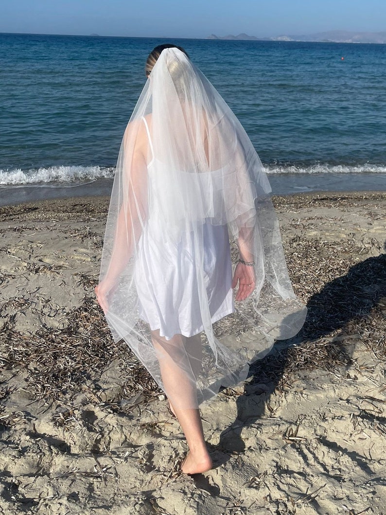 Soft Drape Scalloped Cut Edge Veil, 2 Tier off White Veil With Face ...