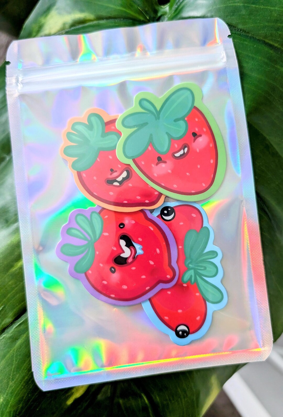 Oh Look A Strawberry Sticker Pack, Fruit, Kawaii, Waterproof Vinyl Die ...