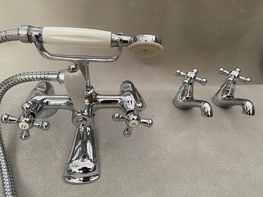 Classic Trafalgar Basin / Bath Pillar Taps Bath Shower Mixer Antique ...