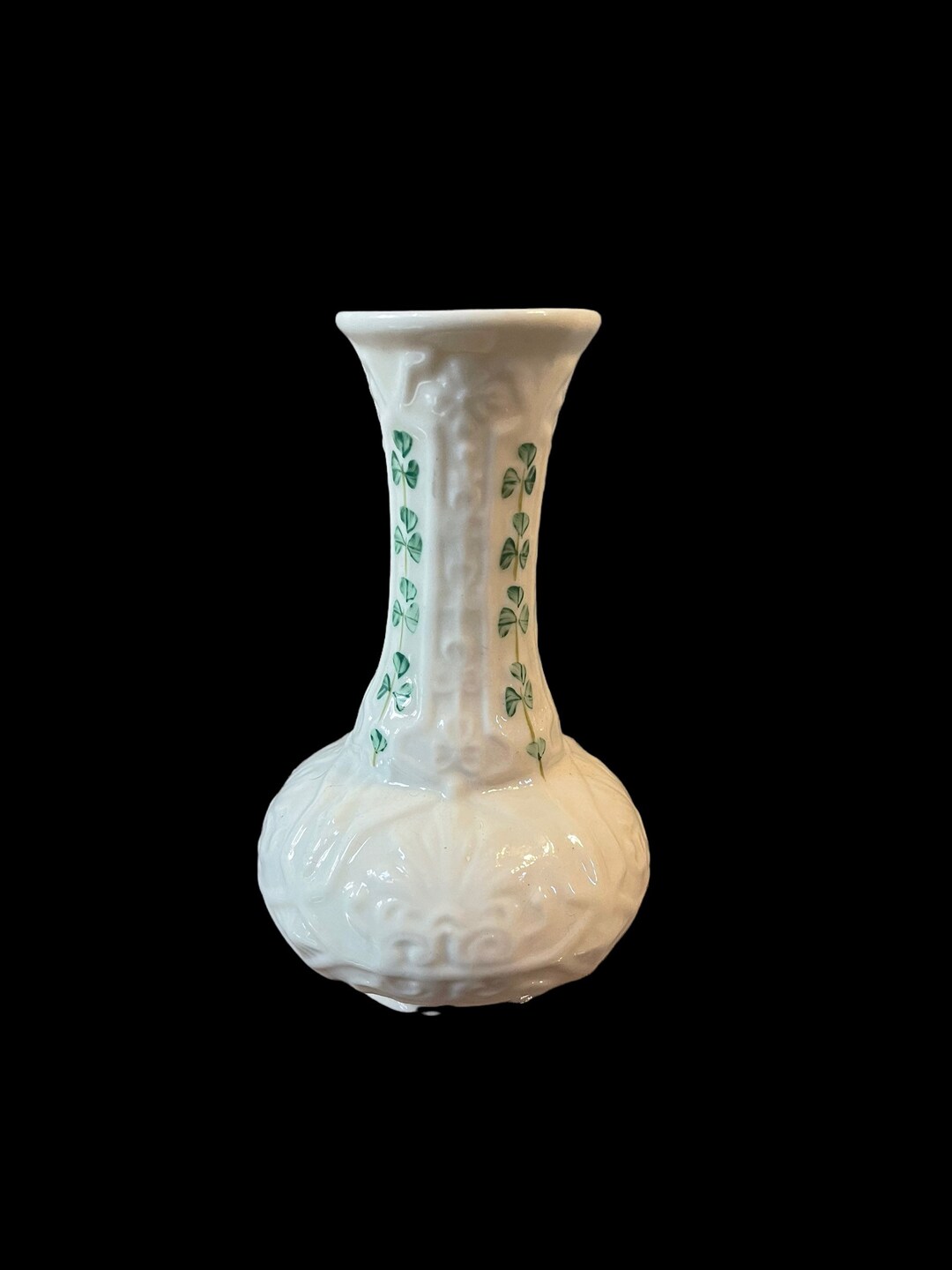 Belleek Shamrock Spill Vase Hand Painted Green 3 Leaf - Etsy