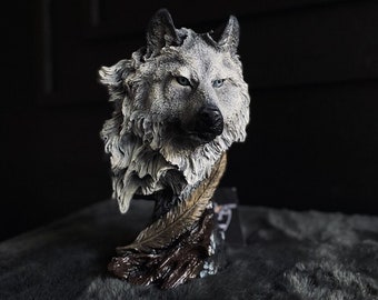 Large Wolf Statue - Etsy