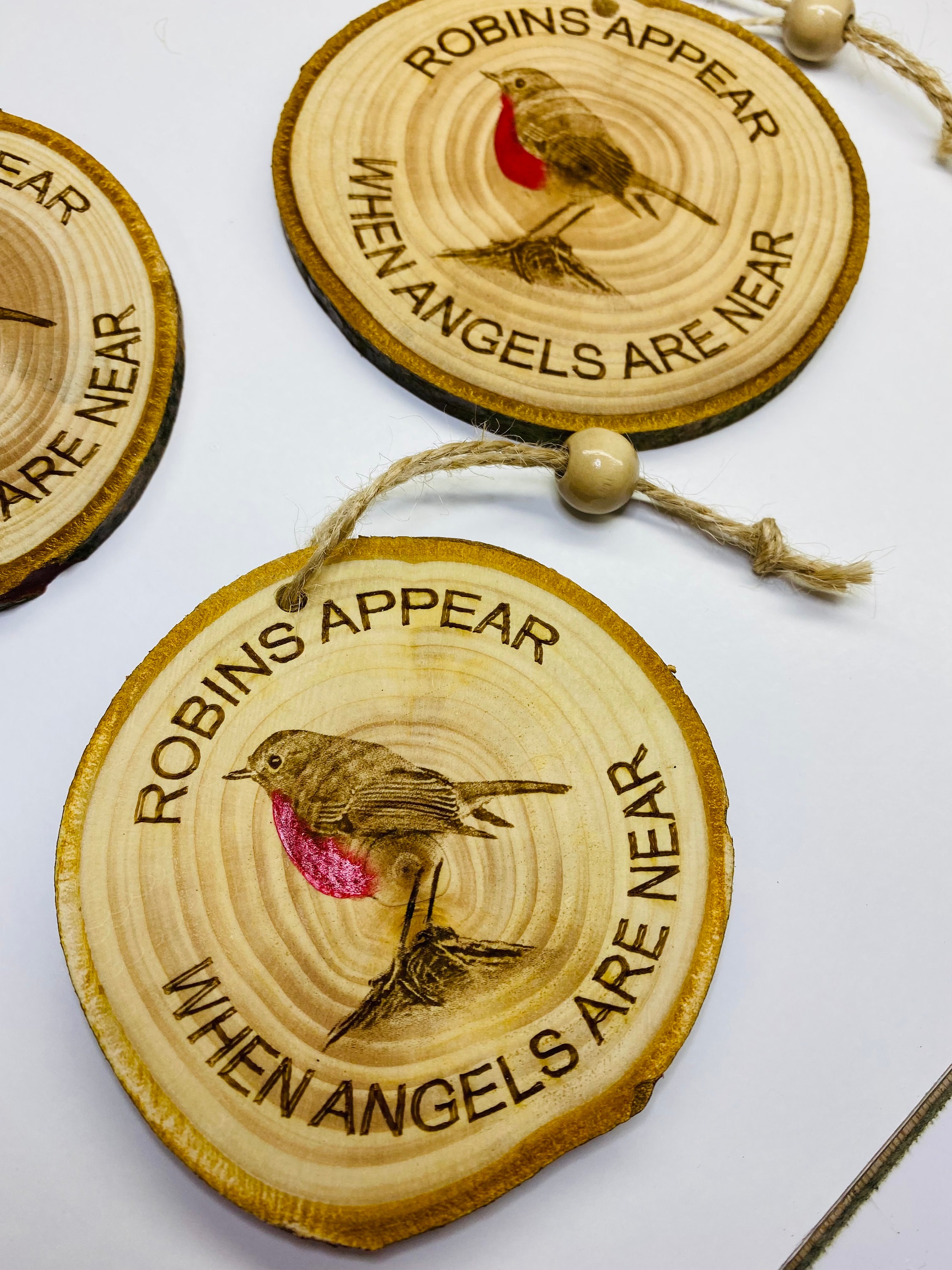 Hanging Tree Decoration Robin Log Slice Natural Wood - Etsy UK