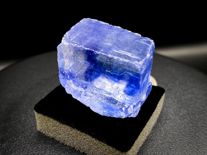 Blue Halite Crystal | Natural Square Halite Specimen | Saskatchewan ...