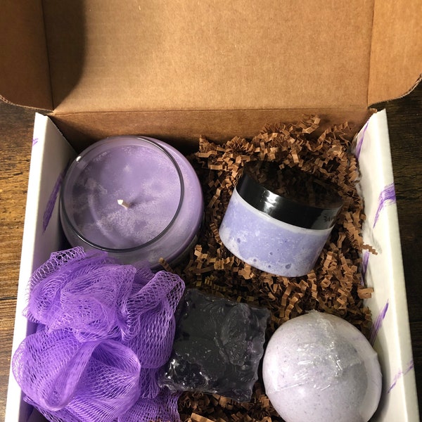 Demon Slayer Gift Box - 60+ Gift Ideas for 2023