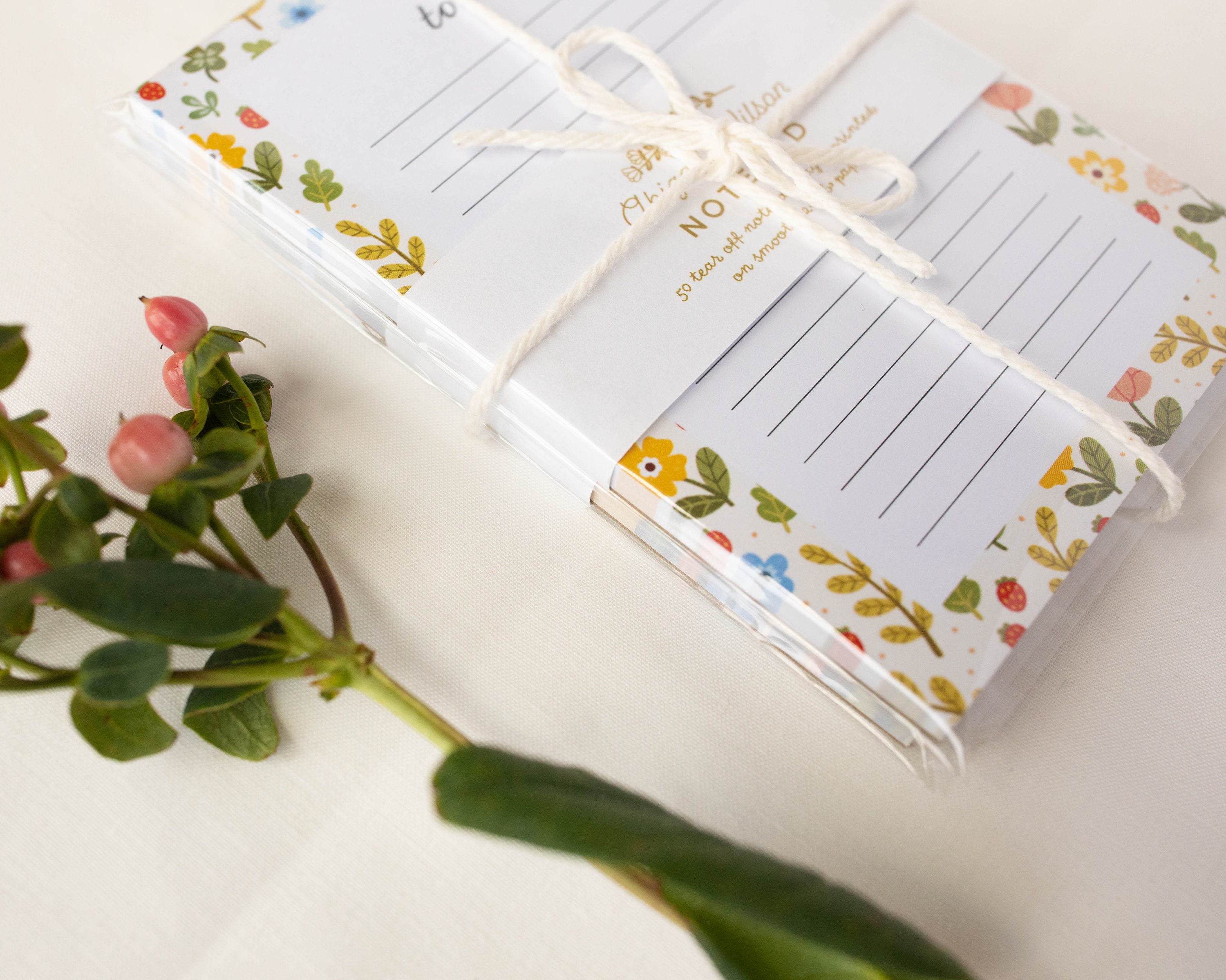 Set of 2 Floral Notepads Tear off Notepad, Cute Notepad, Illustrated ...
