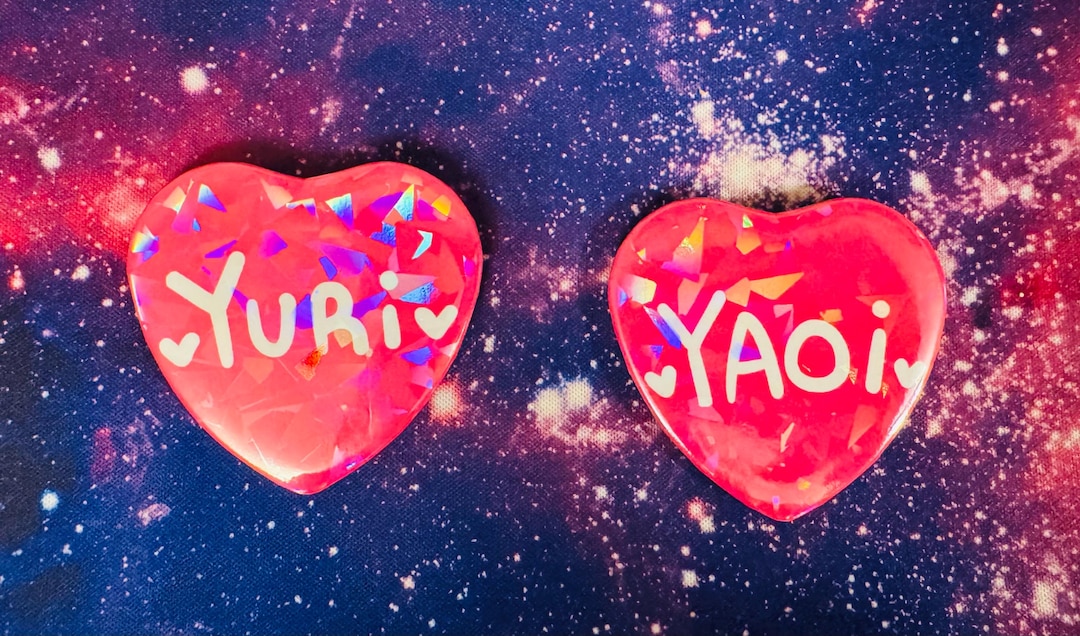Yaoi/yuri Sparkly Heart Button Pins - Etsy