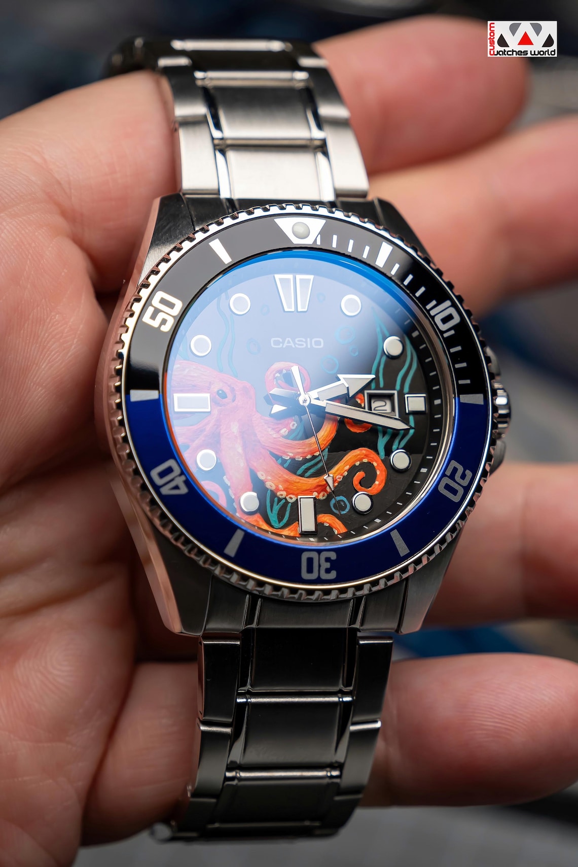 Custom Casio MDV-106/107 'duro Deapsea2' Watch Mod: Hand Painted Dial ...