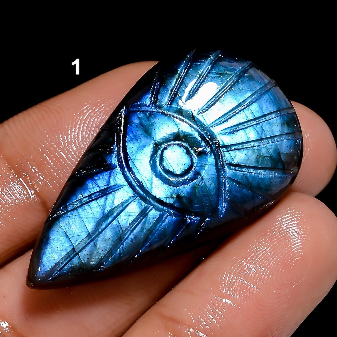 Eye Carving Labradorite Crystal, Multi Fire Carved Labradorite Gemstone ...