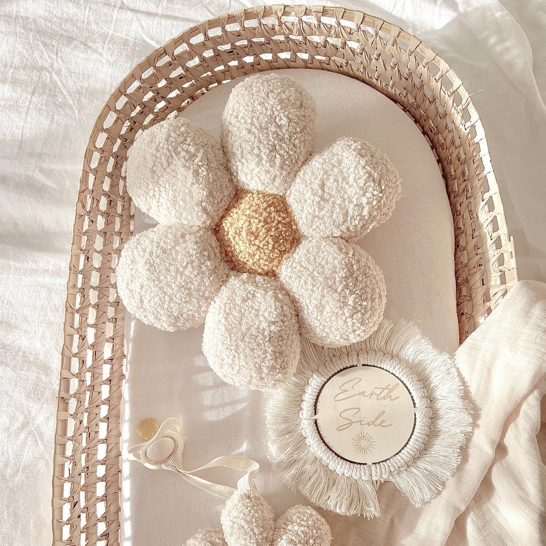 Daisy Pillow, Daisy Cushion, Handmade Flower Cushion, Daisy, Teddy ...