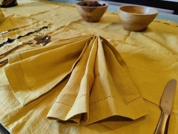 Handmade Designer Table Linen Set Table Runner 1 Napkins - Etsy