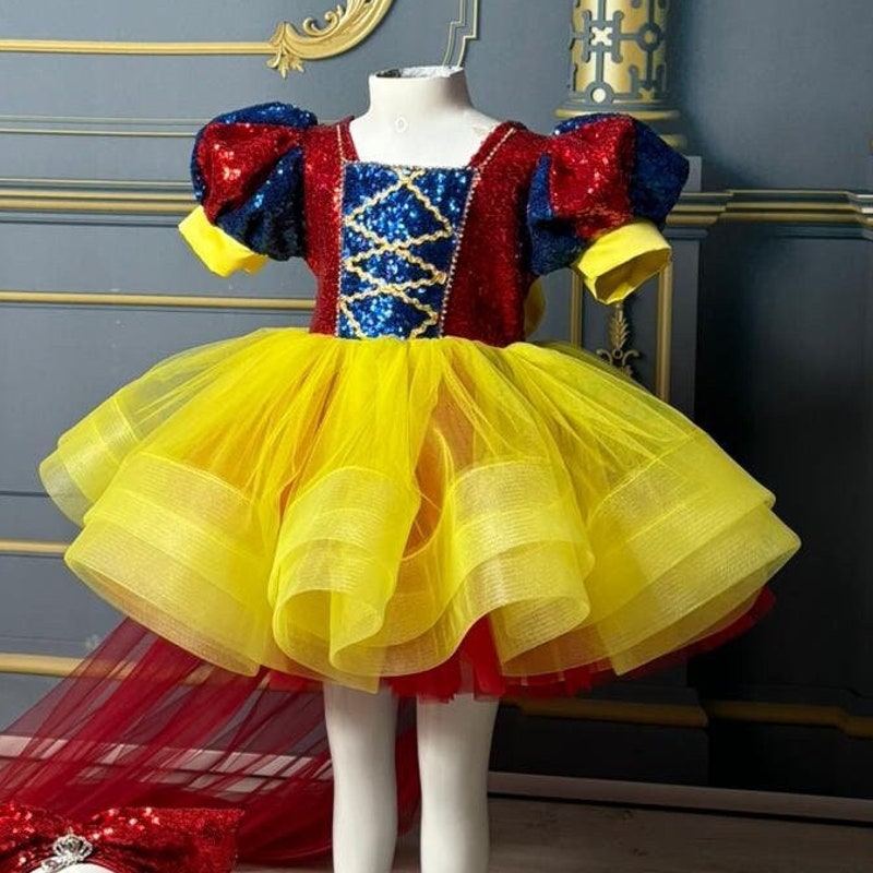 Snow White Costume - Etsy
