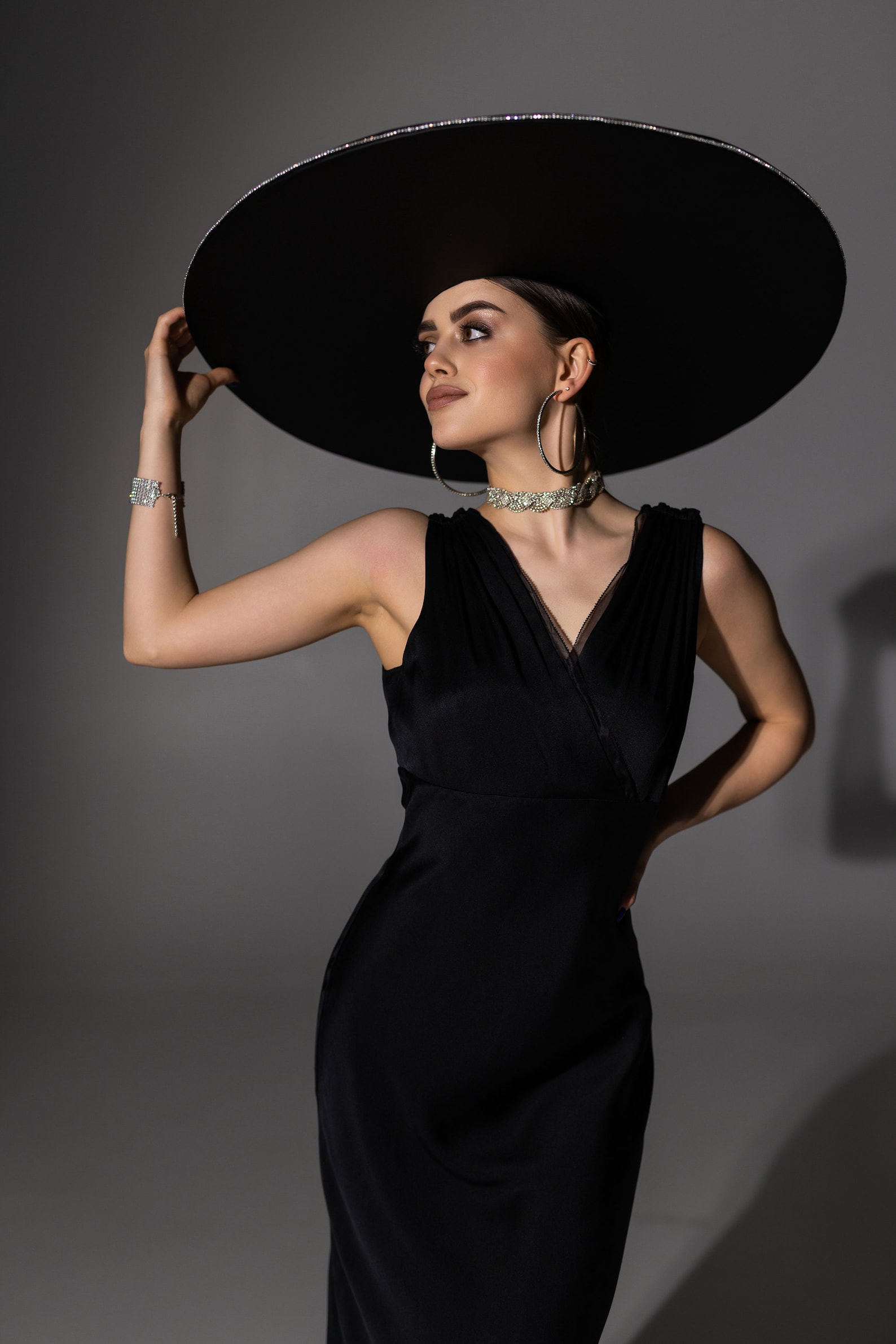 Big Black With Fringe Hat Wide Brim Hat Fringe for Photoshoot Woman Black Hat With Floor Length ...