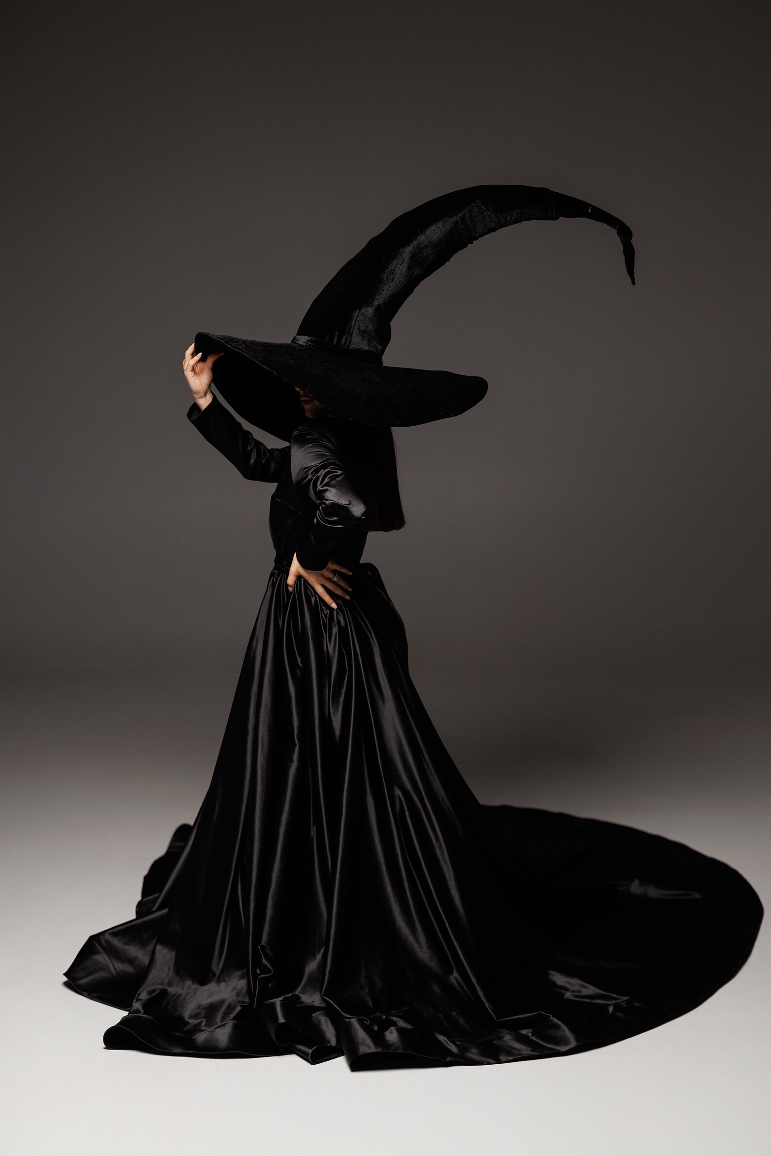 Adult Halloween Costume Witch - Alchemist Witch Hat Adventurer Larp ...