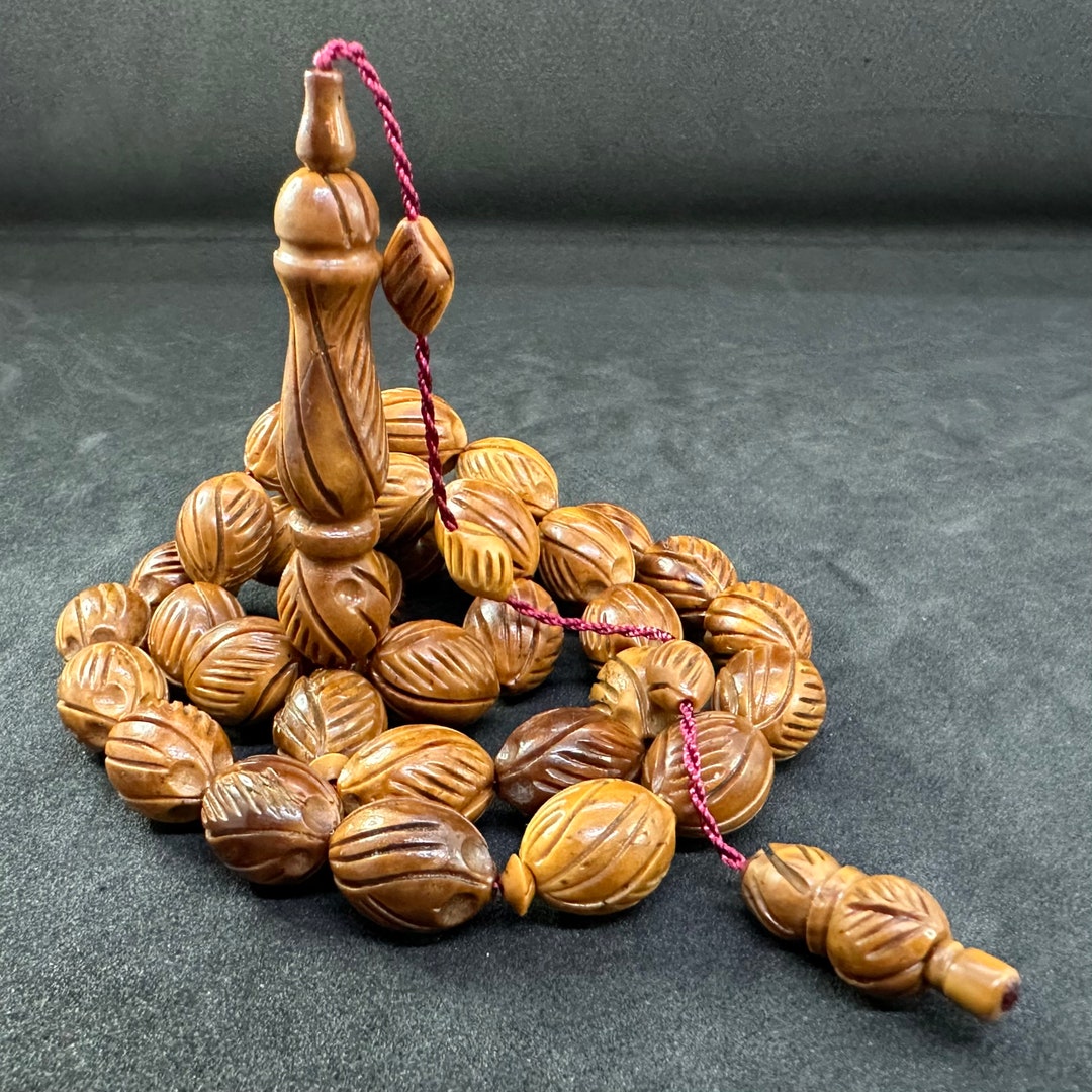Special Hand Carved Motifs Large Size Kuka coca Fruit Natural 33 Beads ...