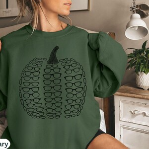 Optometry Person Halloween Shirt Gifts, Optometrist Pumpkin Sweater ...