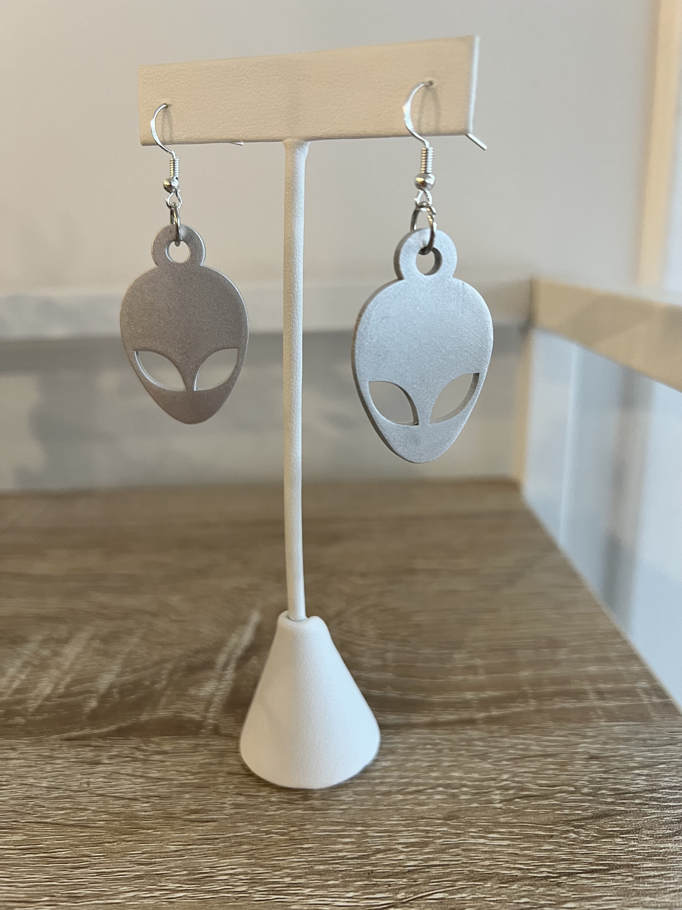 Lightweight Alien Head Earrings, Glow in the Dark Earrings, Elby ...