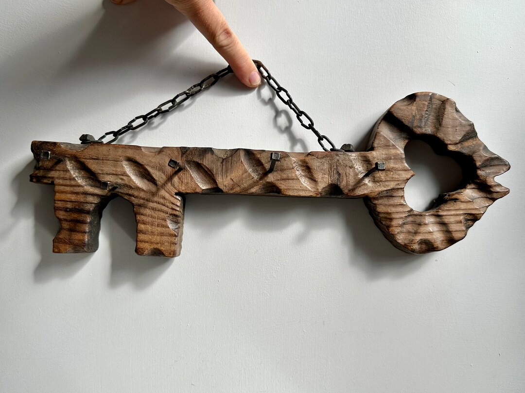Vintage Rustic Wooden Key Shaped Key Hooks - Etsy