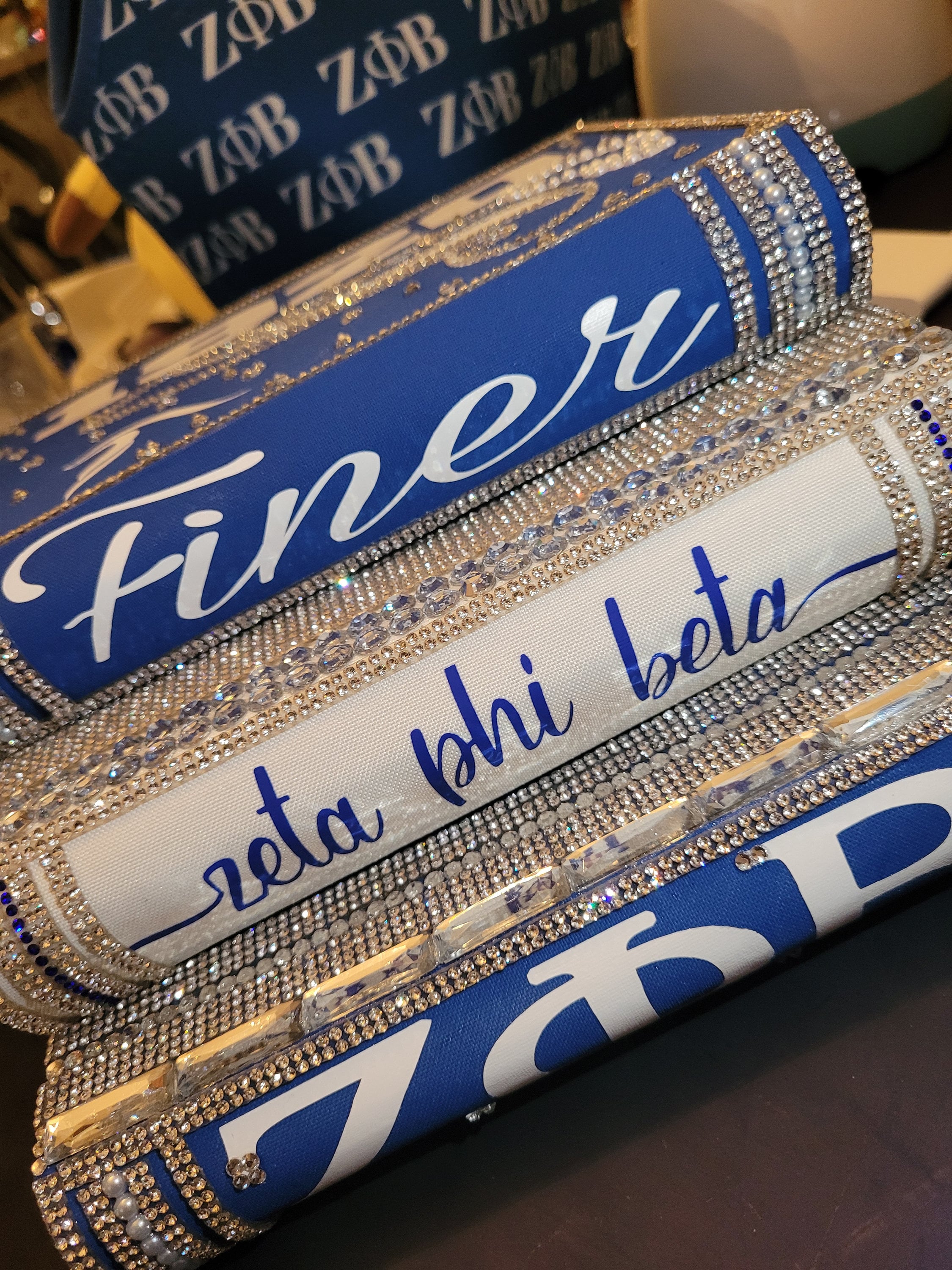 Bling Decor, Zeta Phi Beta, Bling Books, Book Stack, Table Decor ...
