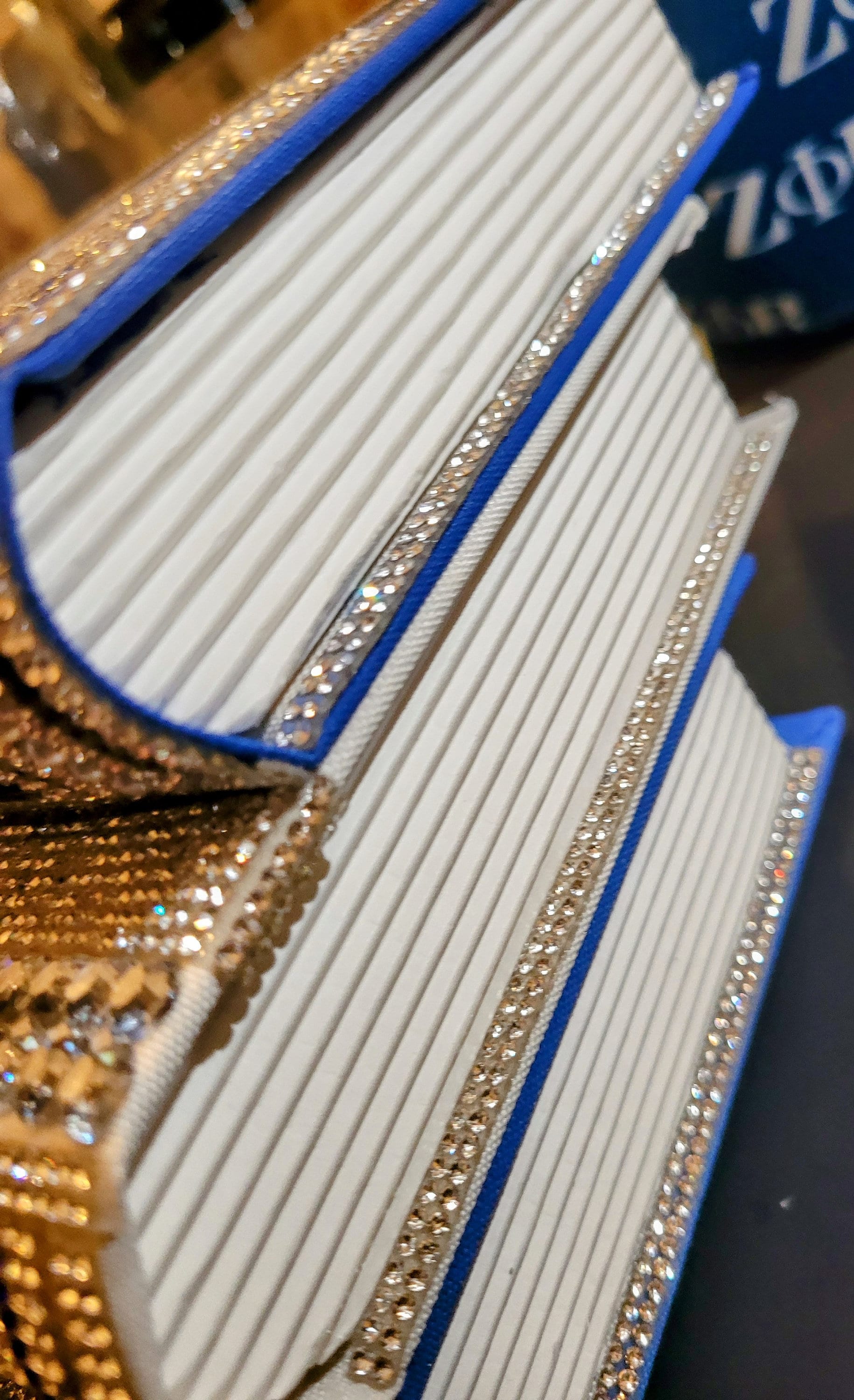 Bling Decor, Zeta Phi Beta, Bling Books, Book Stack, Table Decor ...