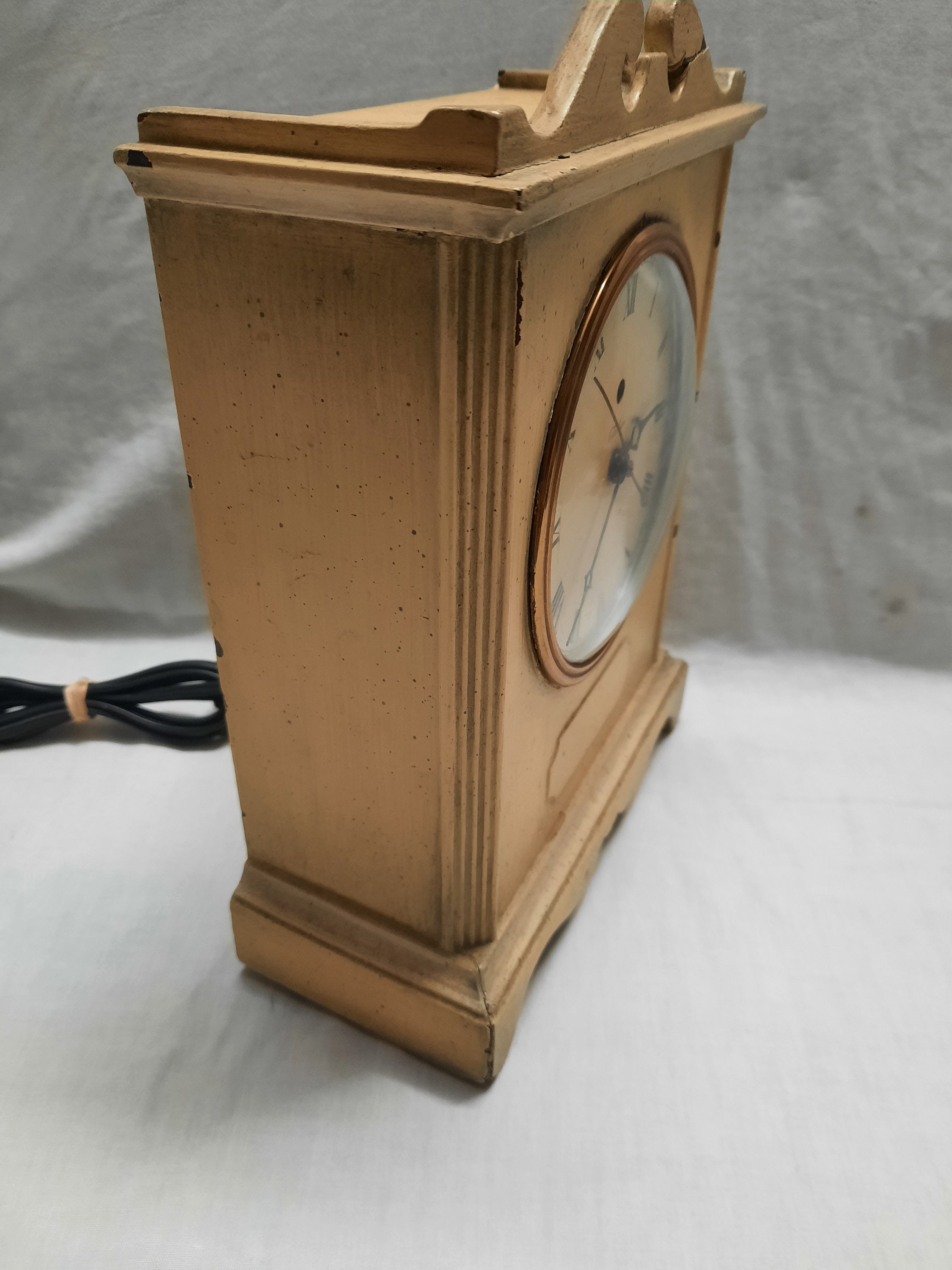 Telechron Knickerbocker Red Dot Wood Mantel Electric Clock WORKS - Etsy