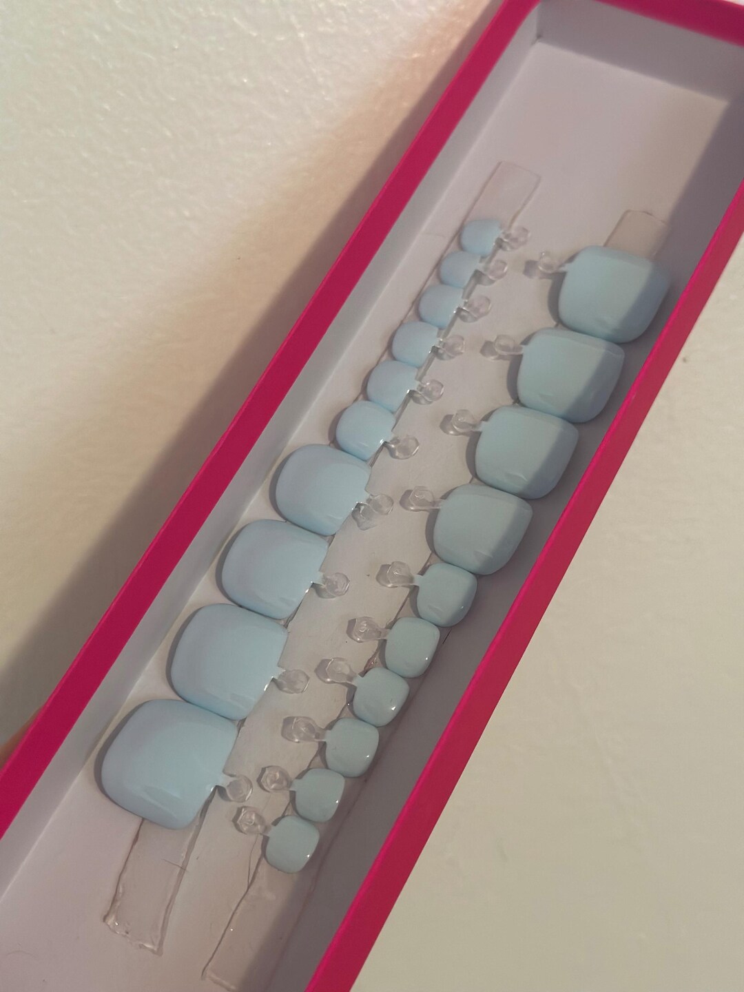 20 Pcs Hand Painted Baby Blue Press on Toe Nails, Glue on Toe Nails ...