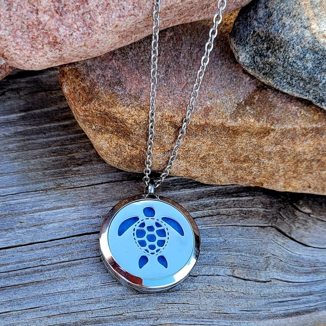 Aromatherapy Sea Turtle Diffuser Necklace - Etsy