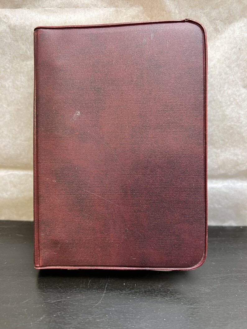 Small Vintage 6-ring Burgundy Vinyl Binder With Paper Small Junk ...