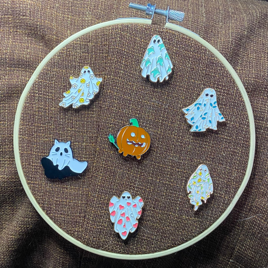 Cutsie Ghost Needle Minders - Etsy
