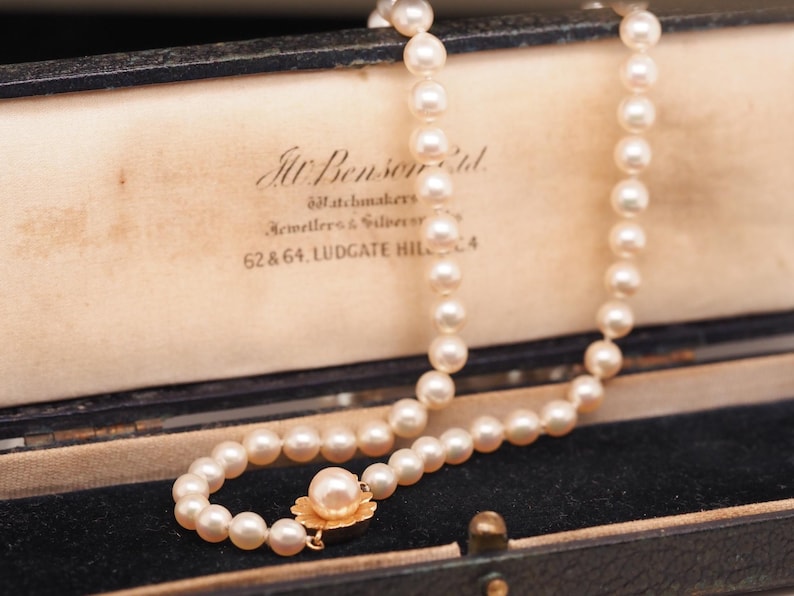 14k Yellow Gold Graduating Pearl Necklace - - Etsy