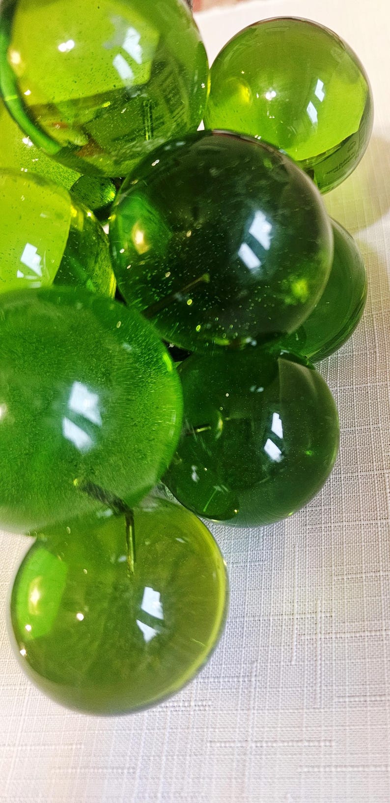 HUGE Vintage MCM Emerald Green Lucite Grape Bundle on Wood! 2" Grapes ...