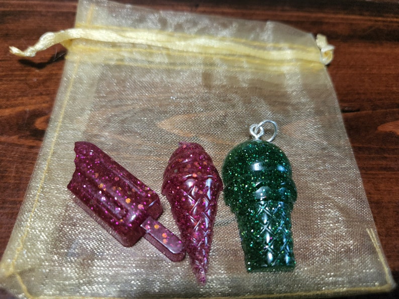 Epoxy Glitter Van Trinkets - Geocaching Swag - Set of 10, Keychain, Rv ...
