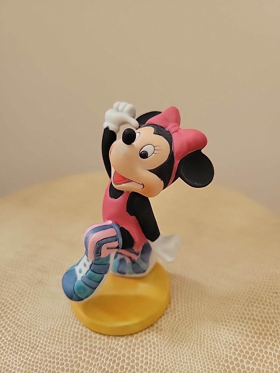 Vtg Walt Disney Productions Minnie Mouse Workout Aerobics Ceramic ...