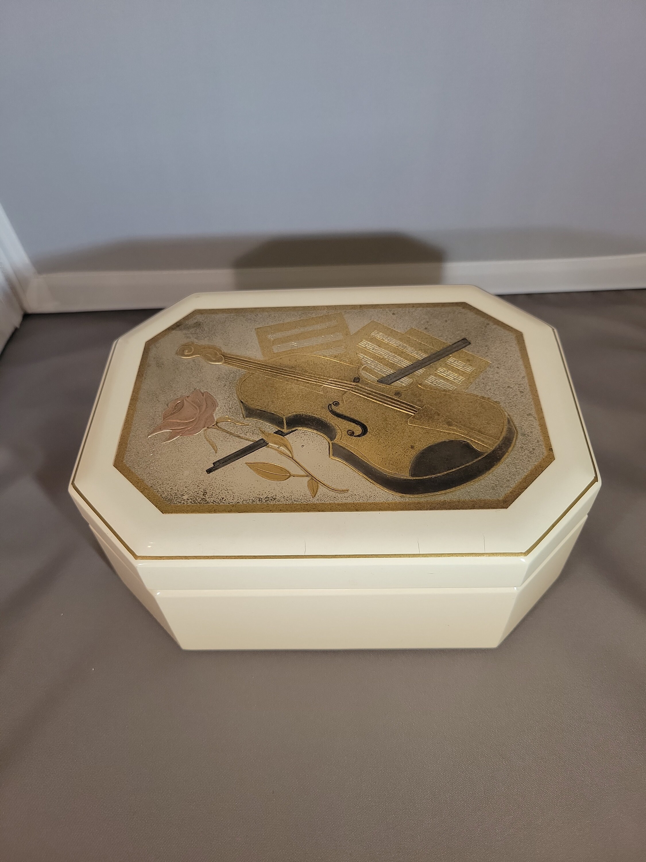 Vintage Splendid of New York Music Box Gold Violin and Rose - Etsy