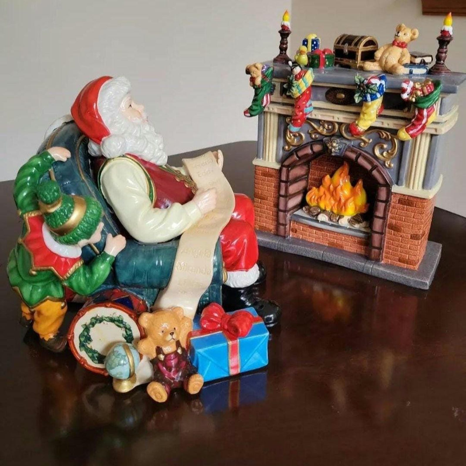 Member's Mark Vintage Santa Scene Christmas Porcelain Statues X2 ...