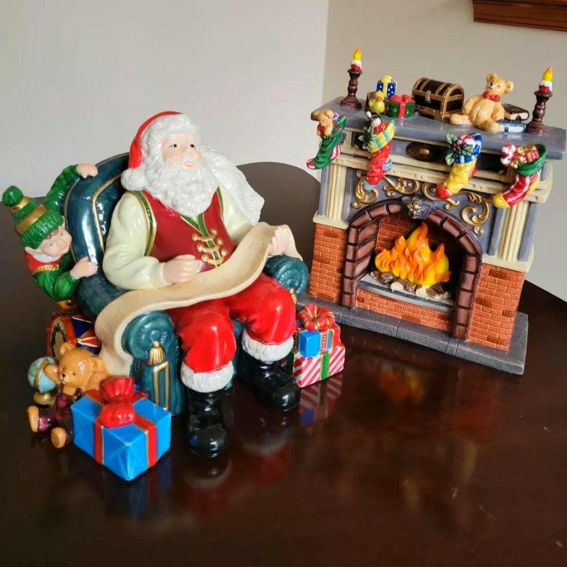 Member's Mark Vintage Santa Scene Christmas Porcelain Statues X2 ...
