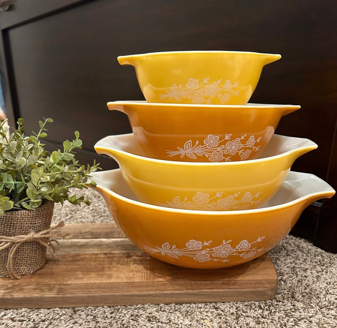 Butterfly Gold Pyrex Bowls, Butterfly Gold Version 2 Bowls, Cinderella ...