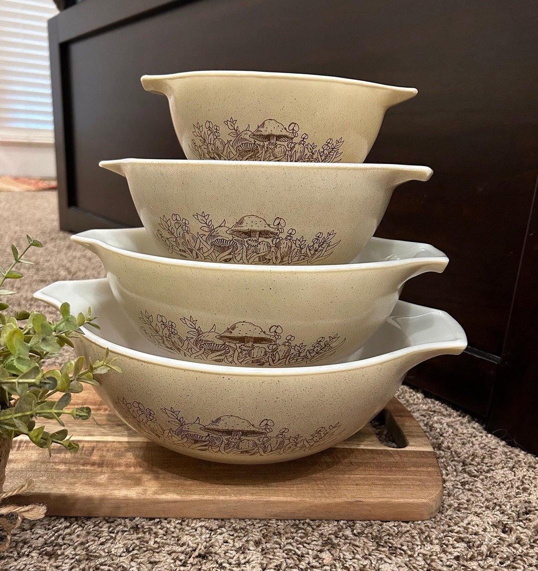 Pyrex Forest Fancies 4-pc Cinderella Mixing Bowl Set - Pyrex Mixing ...