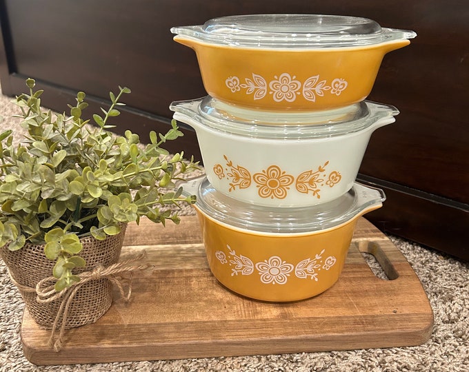 Vintage Pyrex Butterfly Gold Casserole Dishes + Lids 471 472 473 ...
