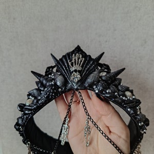 Sceleton Crown Halloween Headpiece. Black Mermaid Crown, Gothic Crown ...