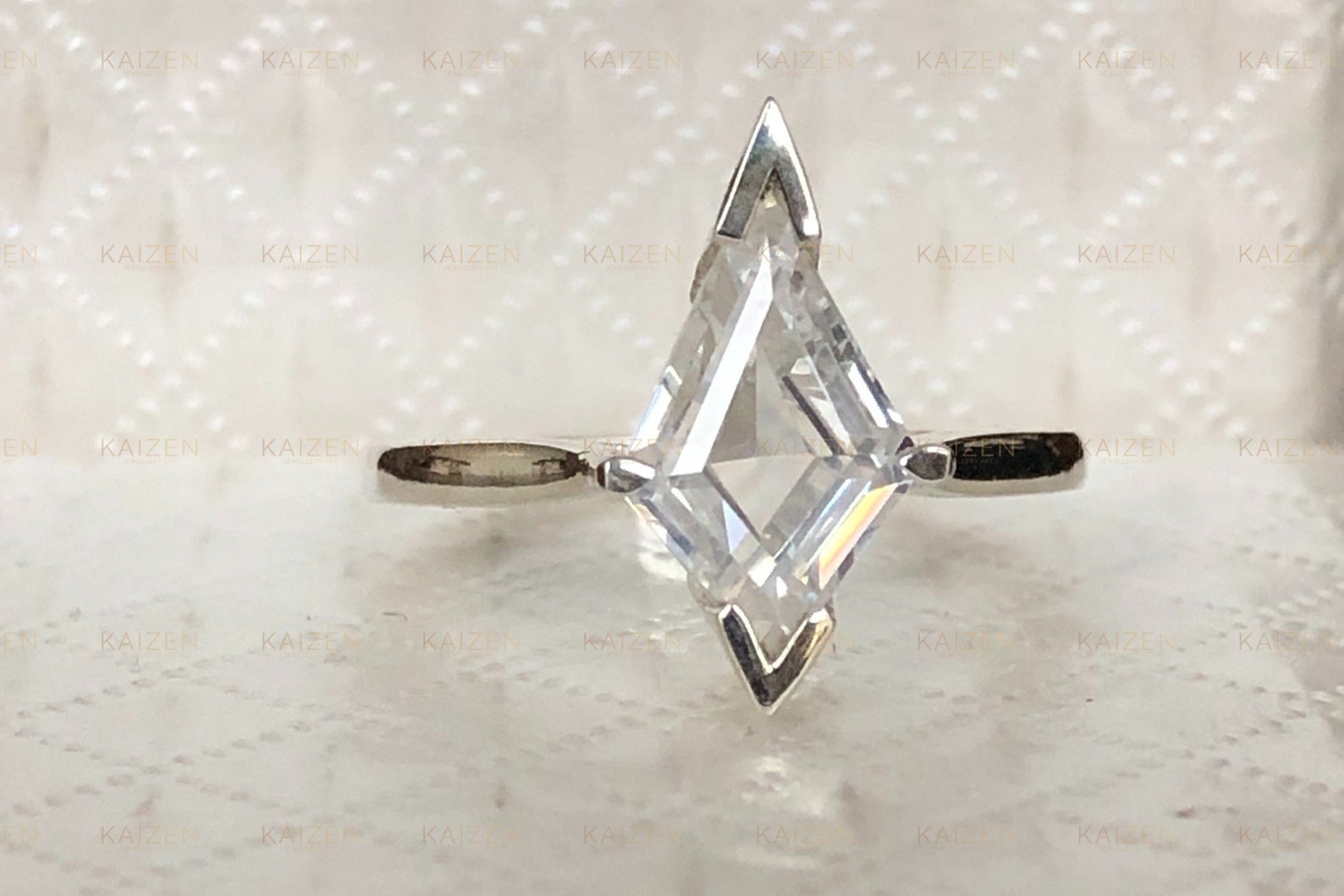 3.00-CT Lozenge Cut kite Shape Moissanite Ring,engagement Ring,10kt ...