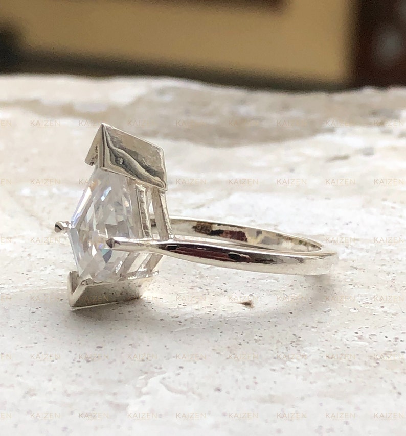 3.00-CT Lozenge Cut kite Shape Moissanite Ring,engagement Ring,10kt ...