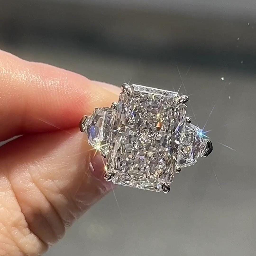 Radiant Cut Diamond Engagement Ring, Trapezoid Side Stones, 14k White ...