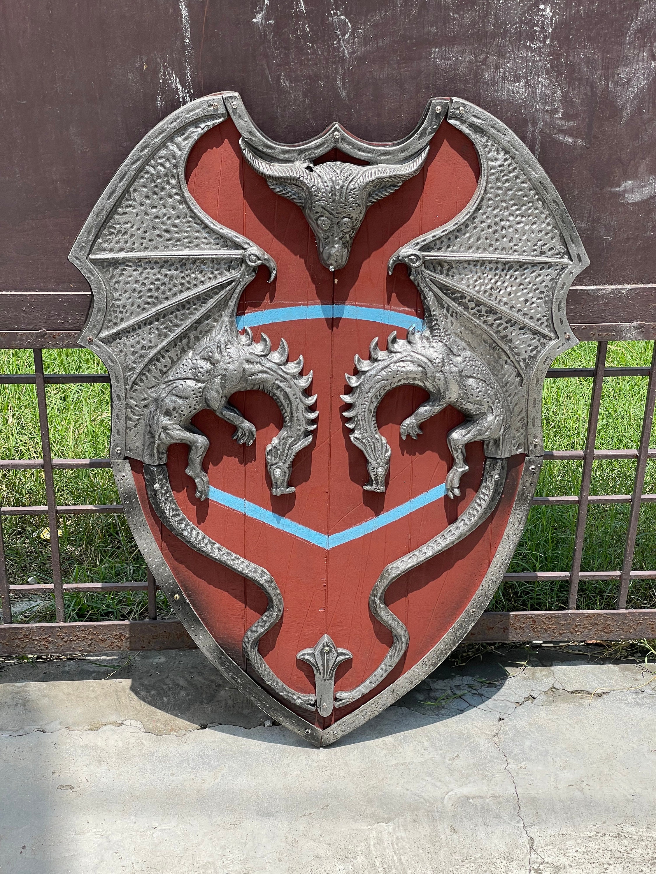 Medieval Dragon Shield Decowls