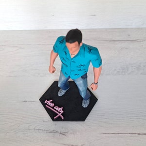 Tommy Vercetti Figure, 15cm, Hand Painted, GTA Vice City Video Game ...