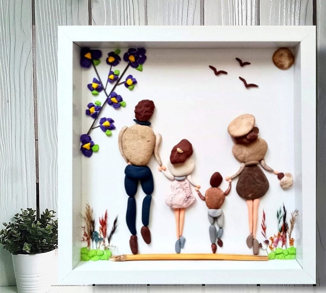 Pebble Art Family of Four, Pebble Art Painting, Personalised Photo ...