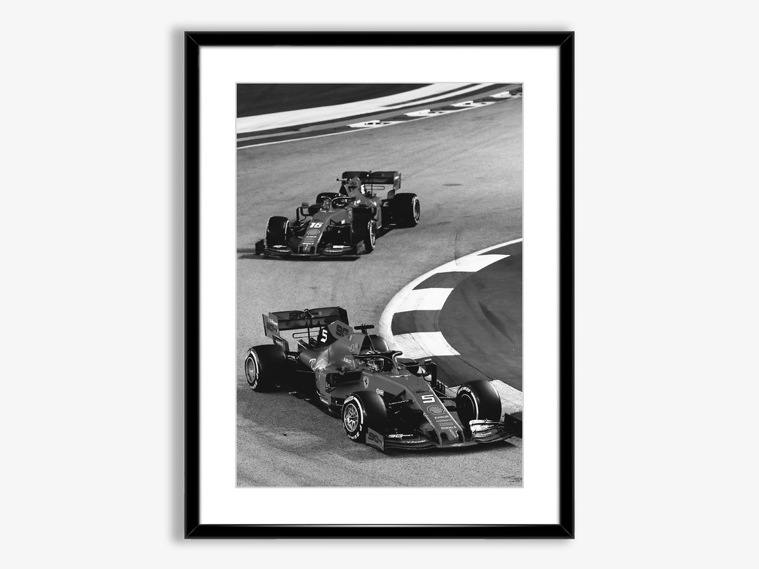 F1 Ferraris Racing Poster,Formel 1 Poster Sofort Download,Schwarz Weiß Formel 1 Ferraris auf der ...