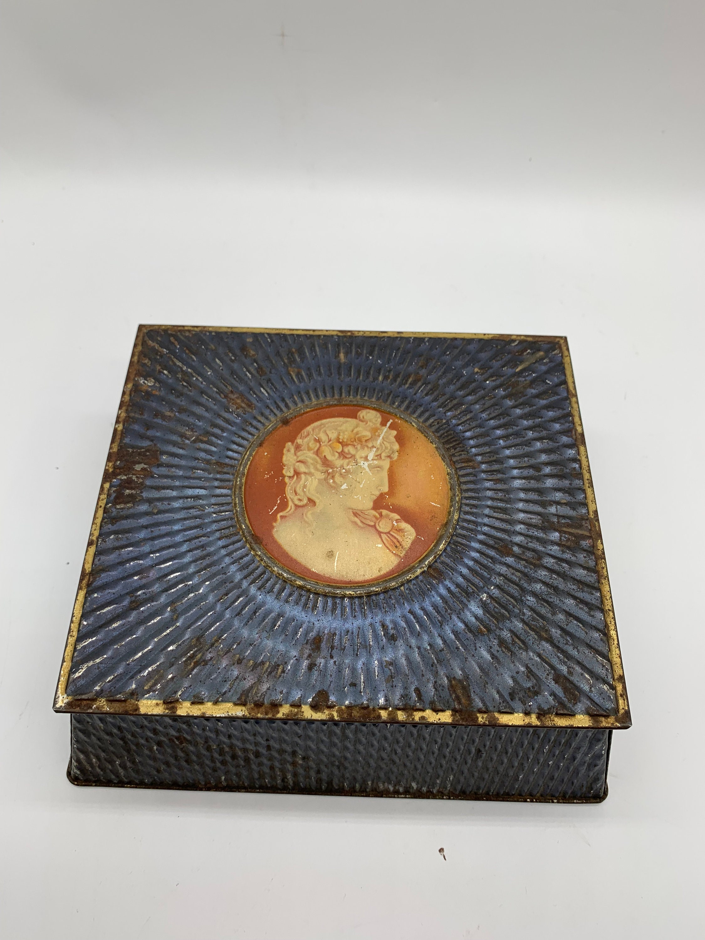 Vintage Mcvitie & Price Edinburgh Biscuit Tin Blue Gold Cameo 1950s ...