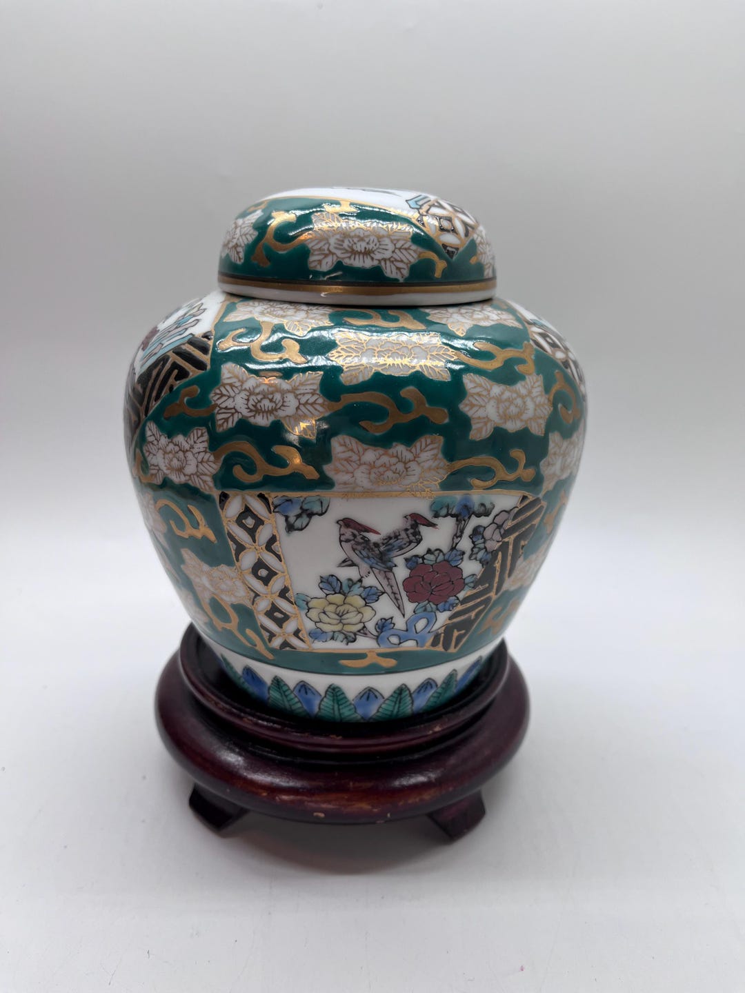 Gold Imari Ginger/tea Jar With Lid and Wood Presentation Stand Hand ...