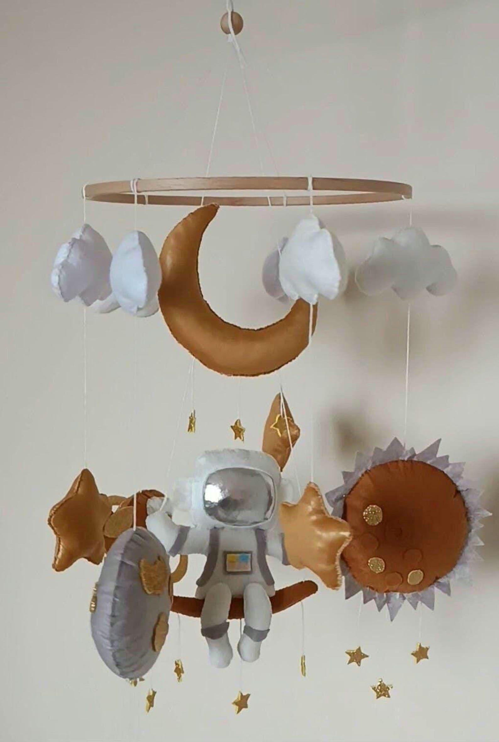 Crib Mobile Astronaut Baby Mobile Baby Gift Space Nursery Decor Felt ...