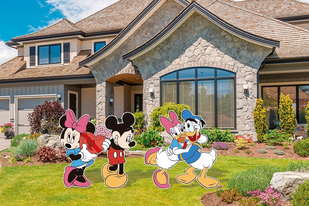 Mickey With Minnie and Donald With Daisy Valentine's Day Cutout and ...